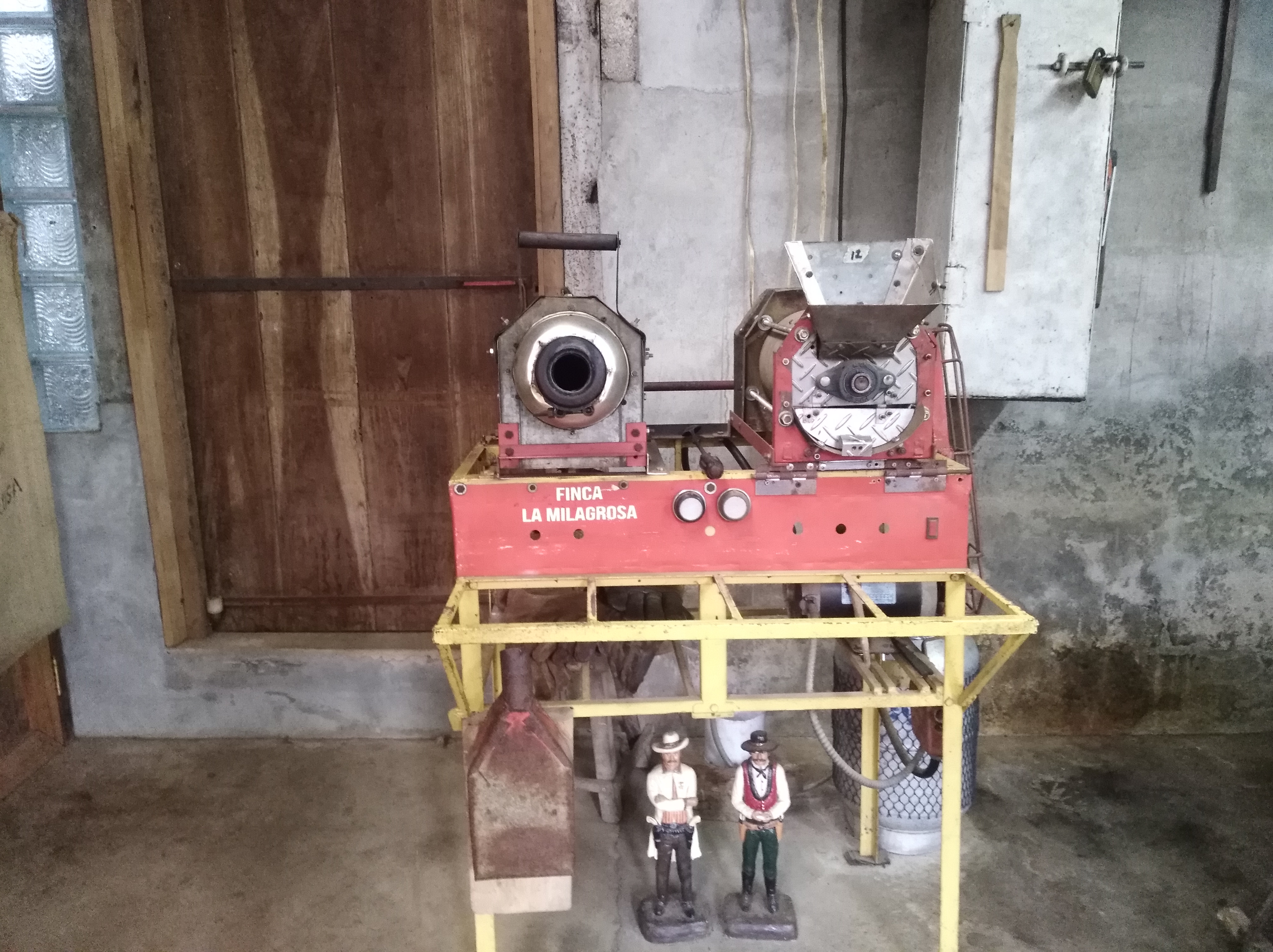 Episode 33: El Milagro del Café (The Coffee Miracle) - Duolingo